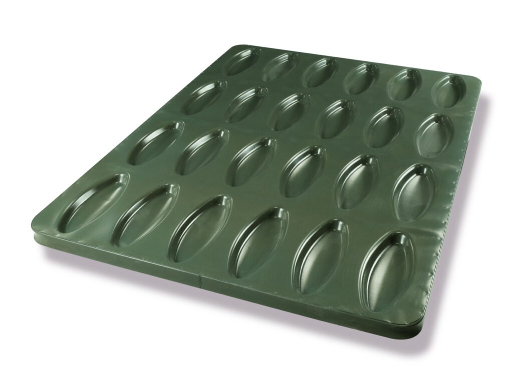 Custom Croissant Roll Trays by American Pan ⋆ American Pan Europe