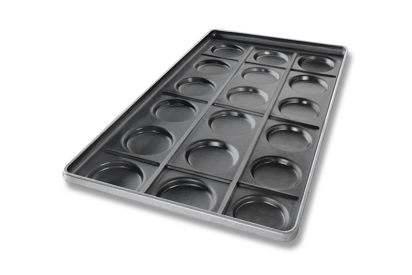 4" Hamburger Bun Tray with 18 Moulds ⋆ American Pan IE