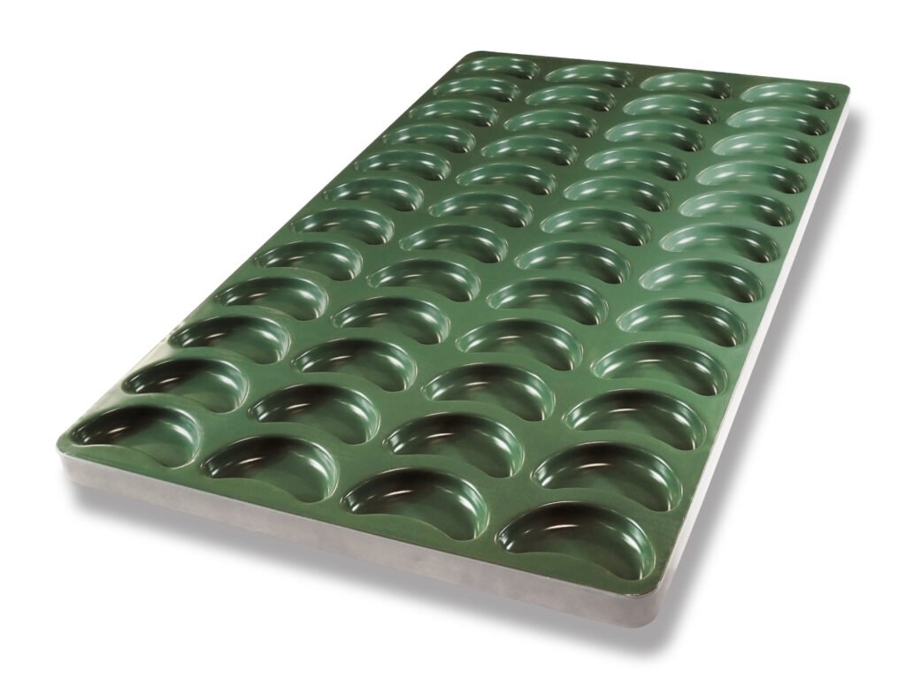 Custom Croissant Roll Trays ⋆ American Pan UK
